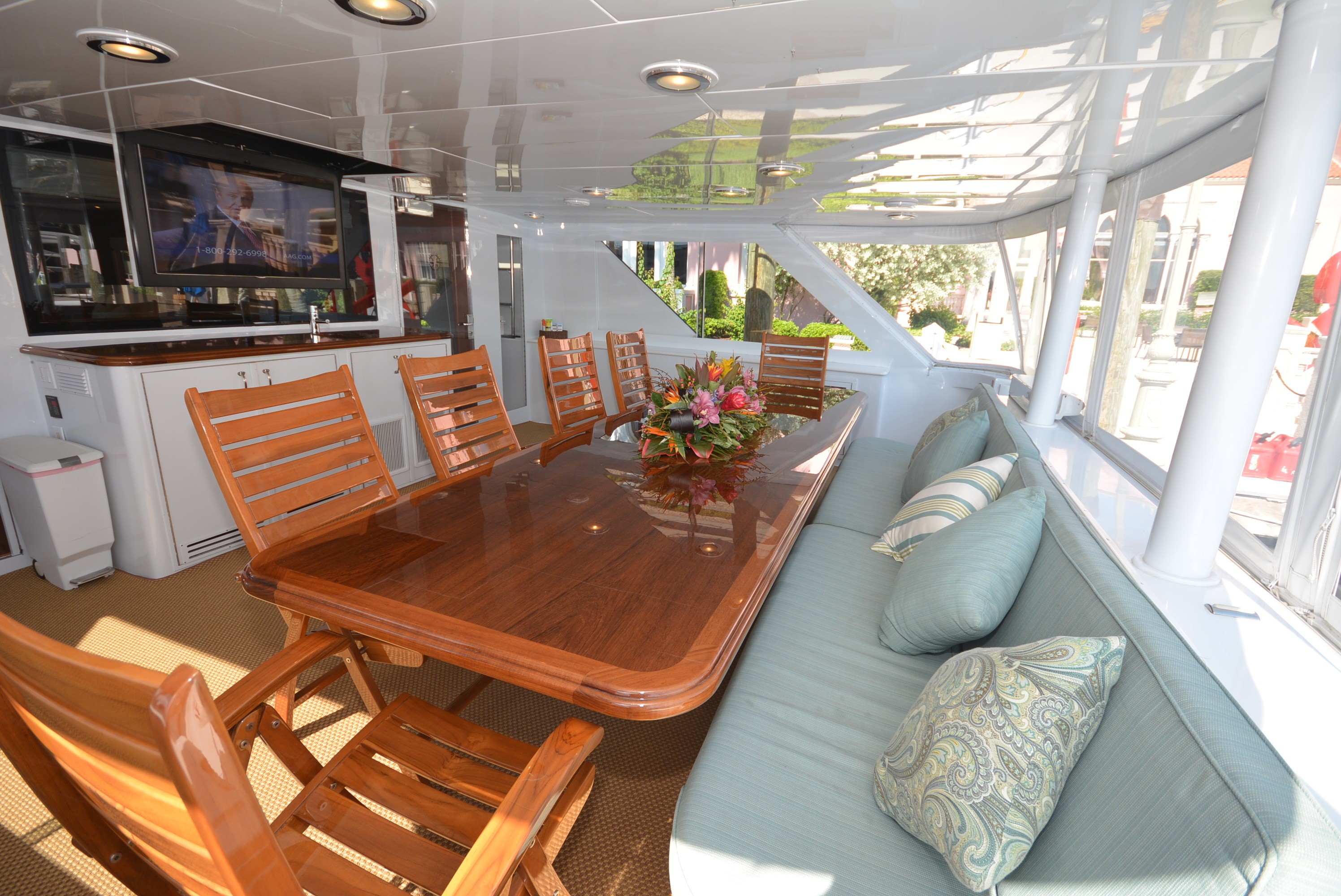 GOOD TIMES Yacht Charter Details, Hatteras | CHARTERWORLD Luxury ...